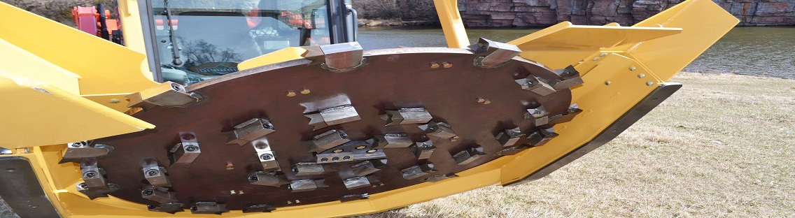 Diamond Mowers | Pete's Equipment Sales & Rental | Morrisville Vermont